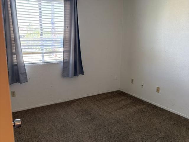 Furnished room utilities & WiFi included