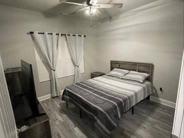 Furnished room w/ Private Bathroom