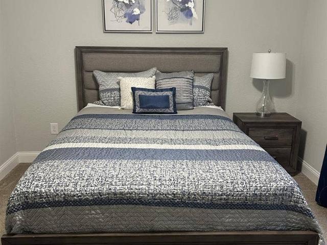 Furnished Room w/ Private Bathroom