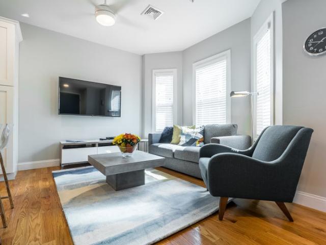 Furnished Room with New Reno and 2 Bathrooms