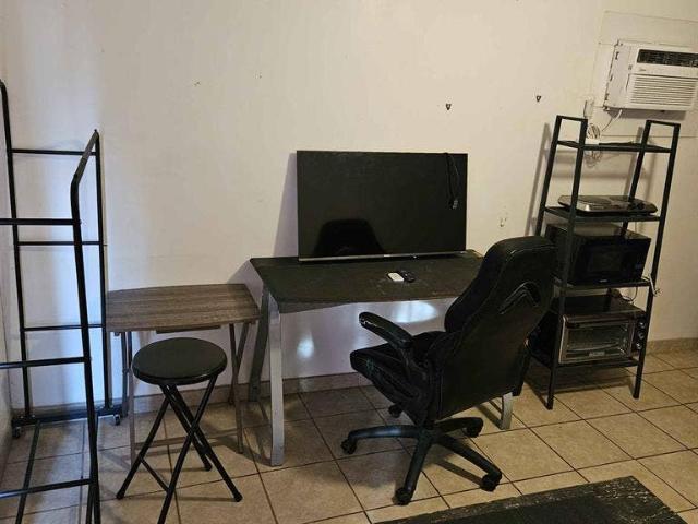 Furnished Room With Free Utilities