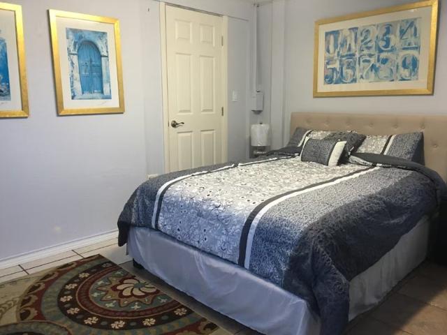 Furnished room with its own bathroom