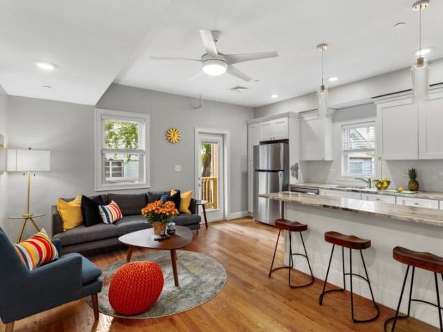 Furnished Room with Private Bath and New Reno