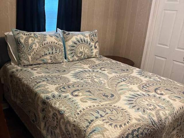 Furnished room with private bathroom