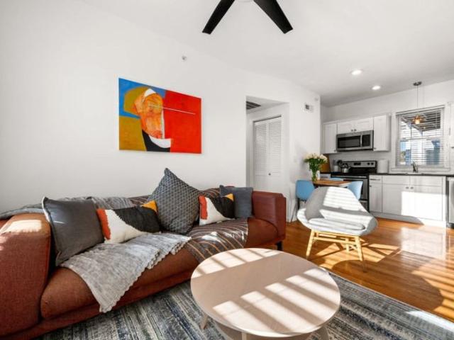 Furnished Room with Shared Bath and New Reno