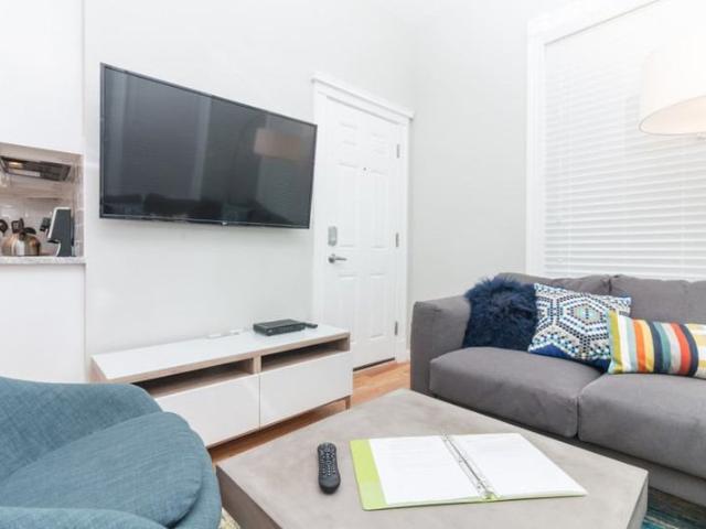 Furnished Room with Shared Bath and New Reno