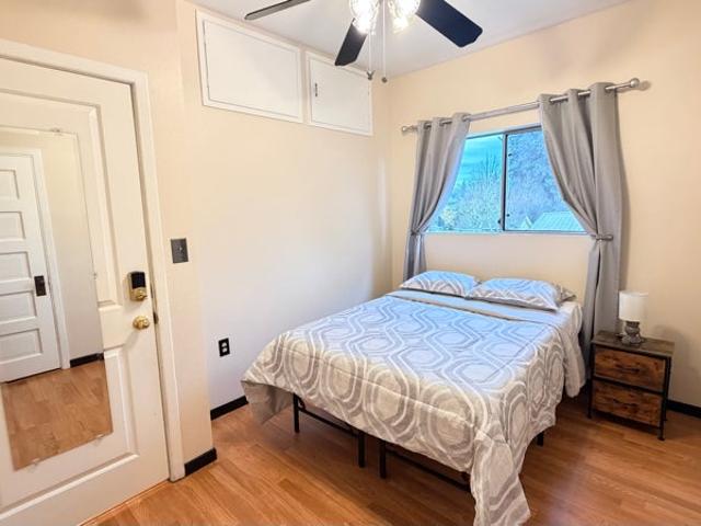 Furnished Room With Smart Lock & Storage Spaces |