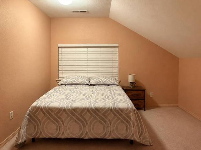 Furnished Room with Vaulted Ceiling | All Utiliti