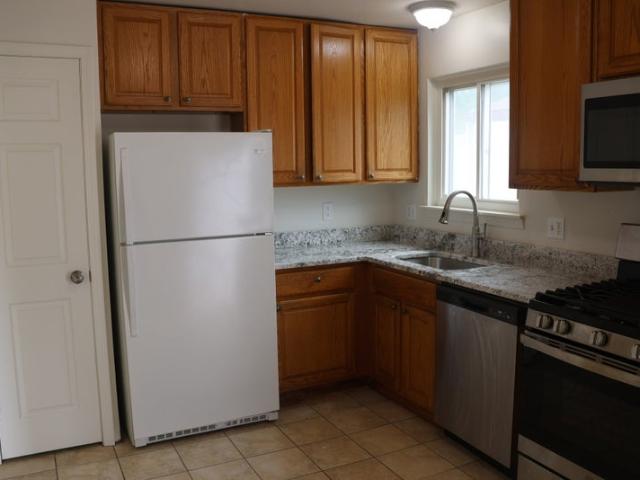 Furnished Room_All Utilities & Internet Included