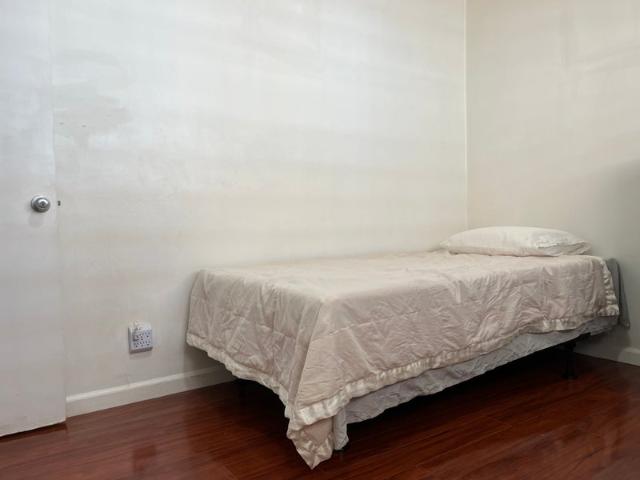 Furnished Room Available in Lawndale
