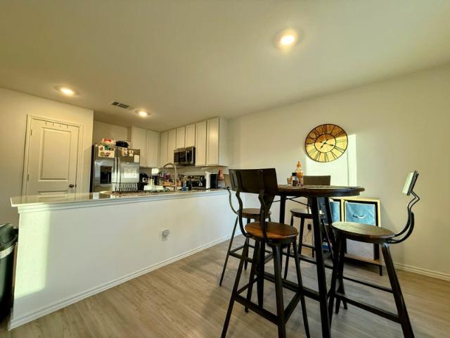Furnished Room Co Living New House + Amenities