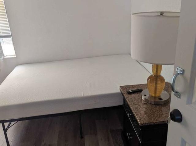 Furnished room_everything included
