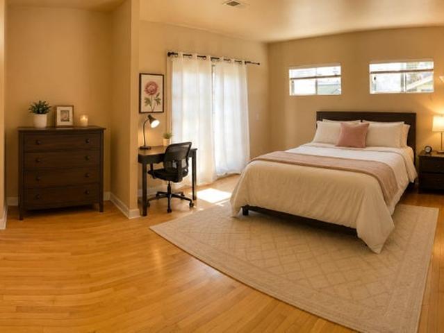 Furnished Room Female International Student wante