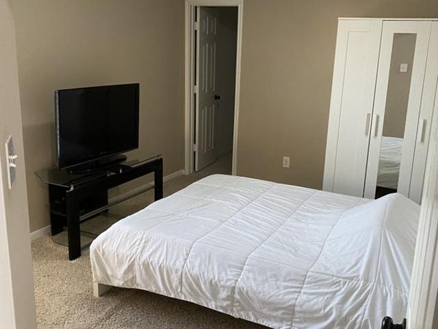 Furnished Room For Rent $600/Month Houston near