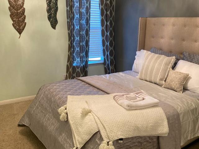 Furnished room for rent