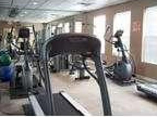 Furnished room for rent