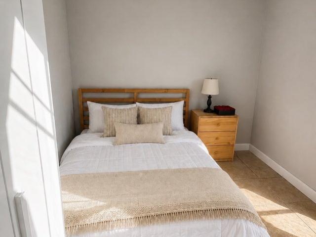 Furnished Room for Rent – Women Only