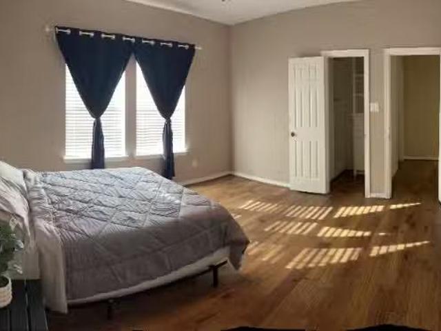 Furnished Room for Rent in Upscale Cinco Ranch, Katy, TX 2110.