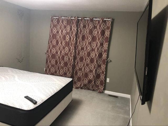 Furnished room for Rent in Lowell