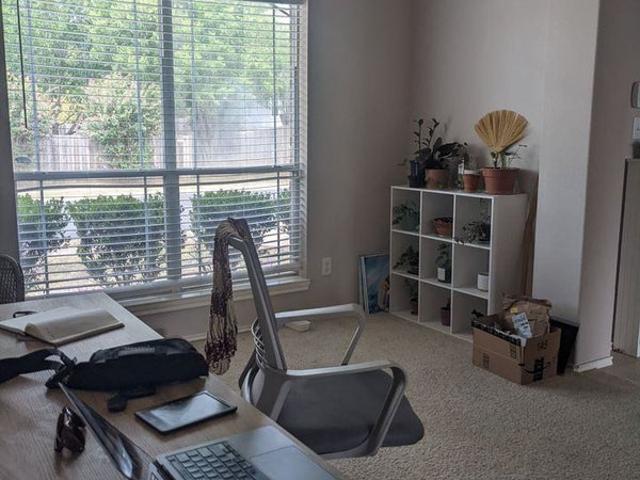 Furnished Room for rent in south austin
