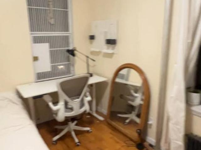 Furnished Room in 2BR Harlem Apt