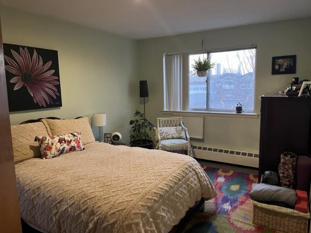 Furnished Room in Woodside