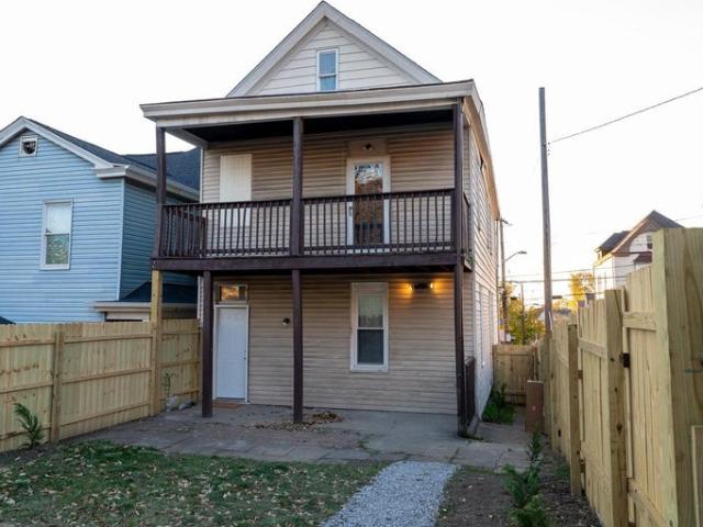 Furnished Room in a 4 BD Renovated Single Family