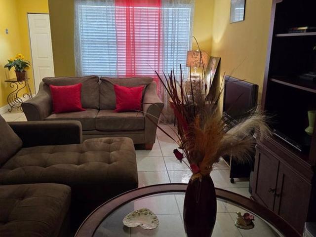 Furnished Room in Coral Springs $890