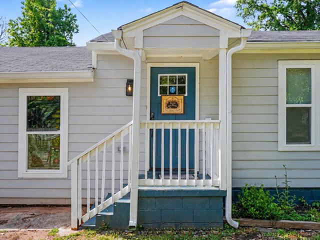 Furnished room in Decatur 650 a month