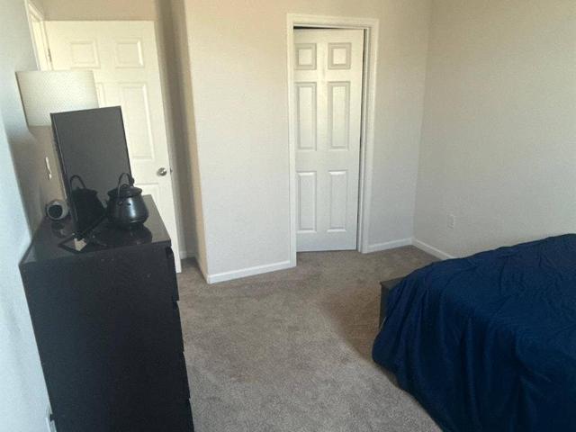Furnished room in Elk Grove