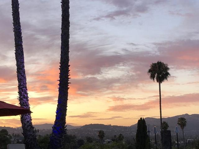 Furnished room in Escondido! Pool/View