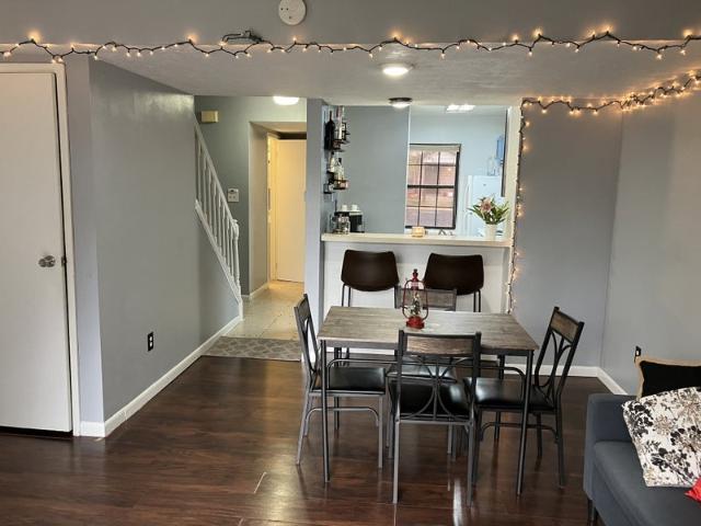 Furnished Room in Fully Furnished Home Women Onl