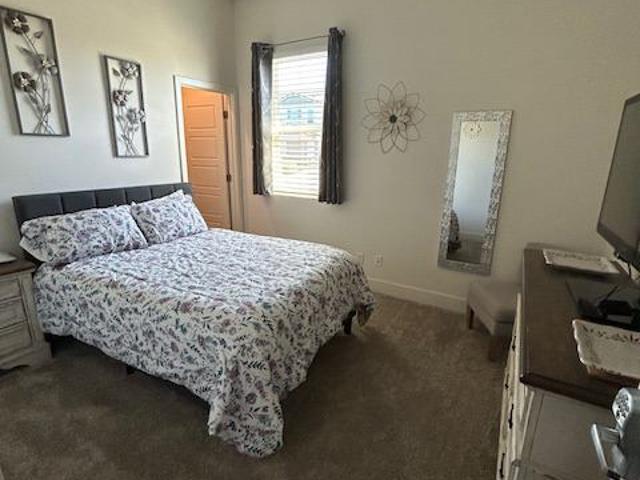 Furnished Room in house