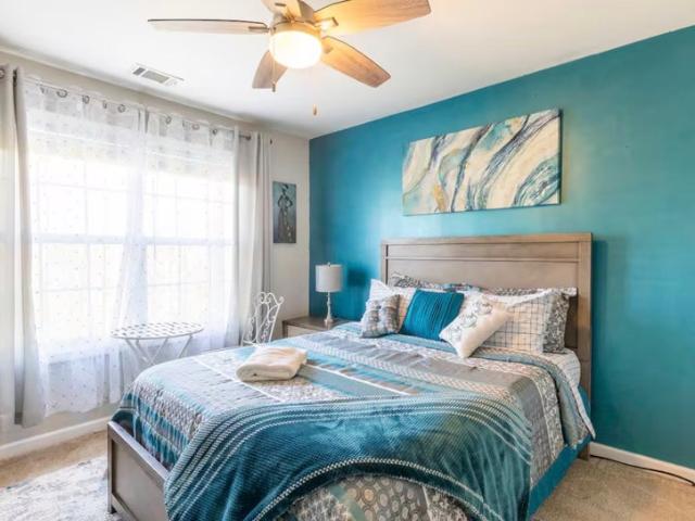 Furnished Room in Quiet Family Home | Bills Inc
