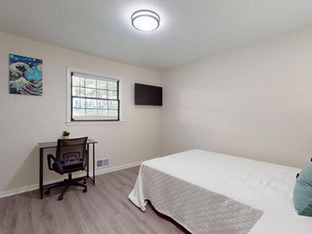 Furnished Room in Renovated Decatur Ranch — Near I 285 & MARTA