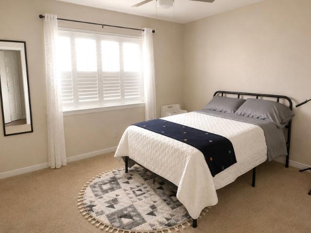 Furnished Room Near Emanuel Medical Center