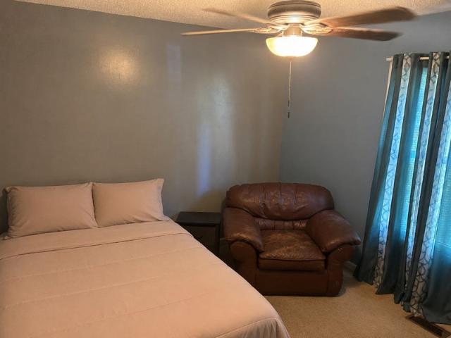 Furnished Room Near Historic Euharlee Bridge