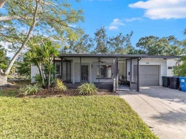 Furnished Room, Newly Renovated Home, Shore Acres