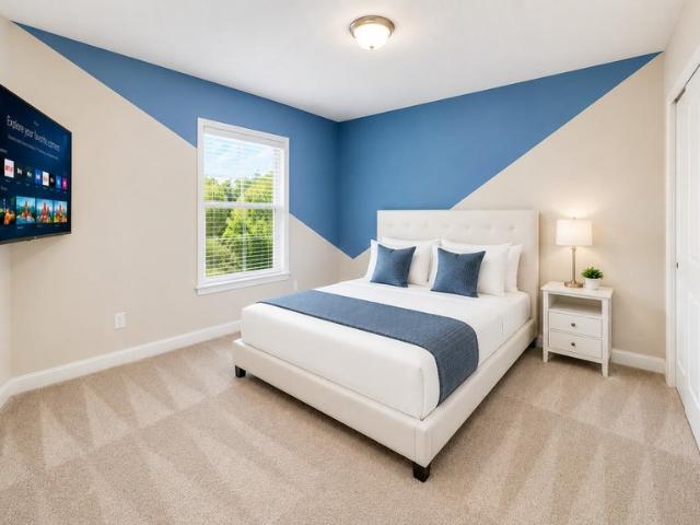 Furnished Room| No Deposit | Utilities Included