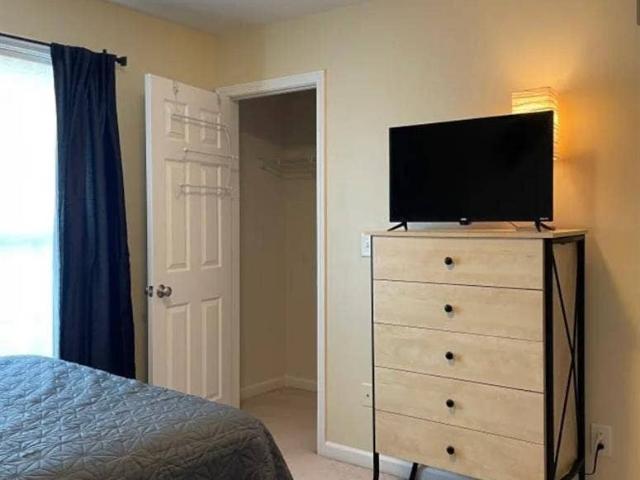 Furnished Room & Private Bathroom