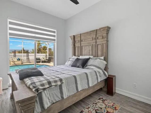 Furnished Room Share|Beautiful house