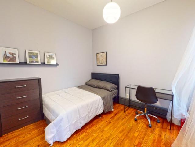 Furnished room! STEPS to L! MASSIVE APT!