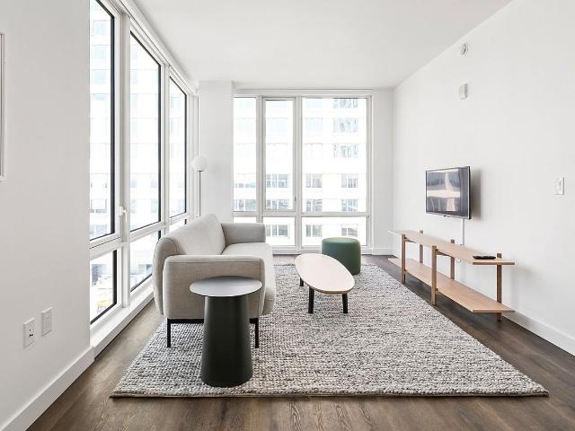 Furnished Rooms at Common at Broadridge Studio Apartment for Rent at 1300 Fairmount Avenue, Philadelphia, PA 19123 Avenue of the Arts North