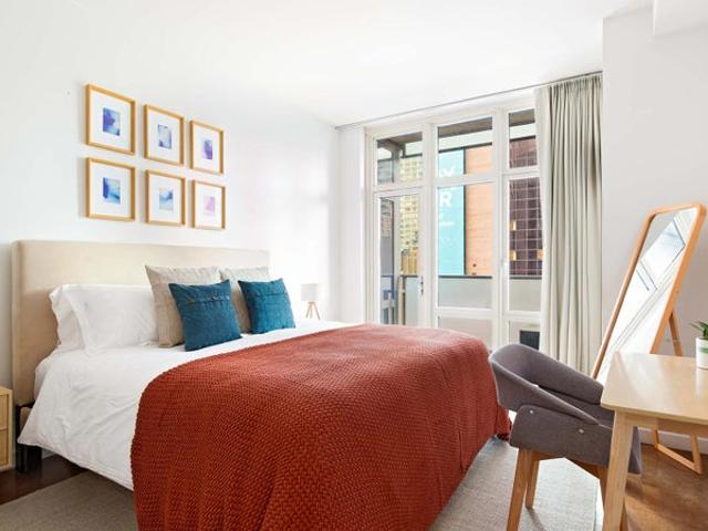 Furnished rooms available for sublet in Midtown!