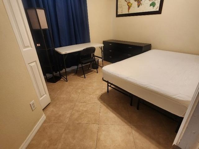 Furnished Rooms for Rent in Home on lakefront