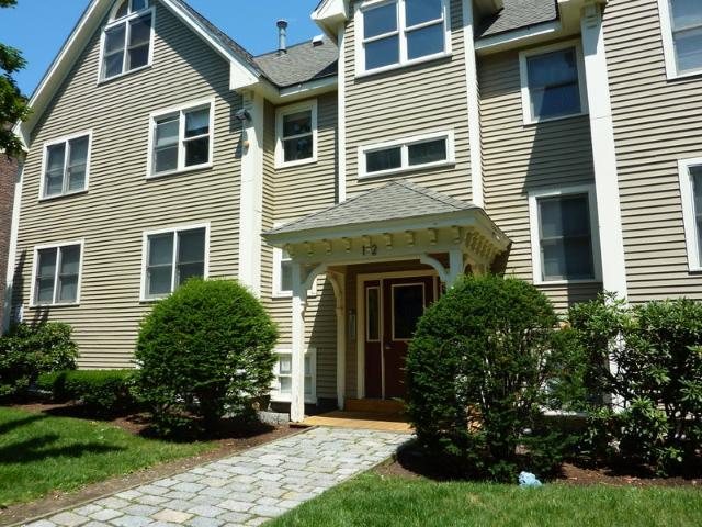Furnished Rooms In Allston near Green Line