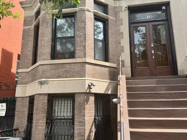 Furnished Rooms in quiet Brownstone/ Professional