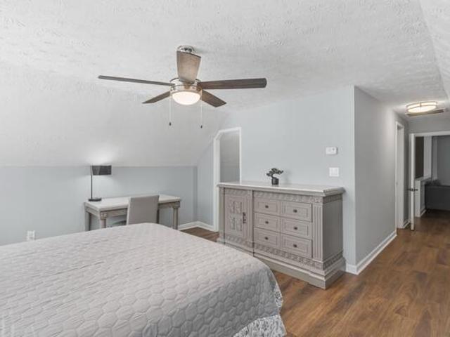 Furnished Rooms in Quiet Stockbridge Neighborhood