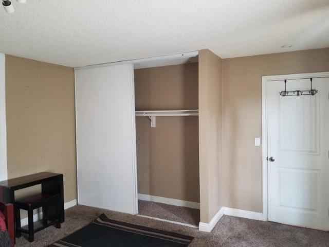 Furnished rooms Ready to Move