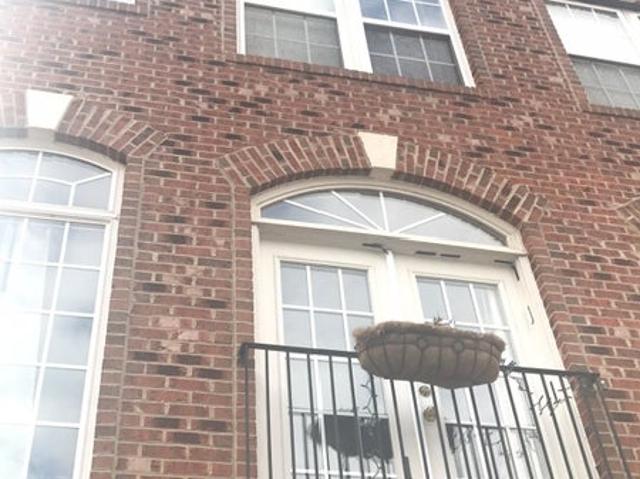 Furnished Townhome in town of Leesburg
